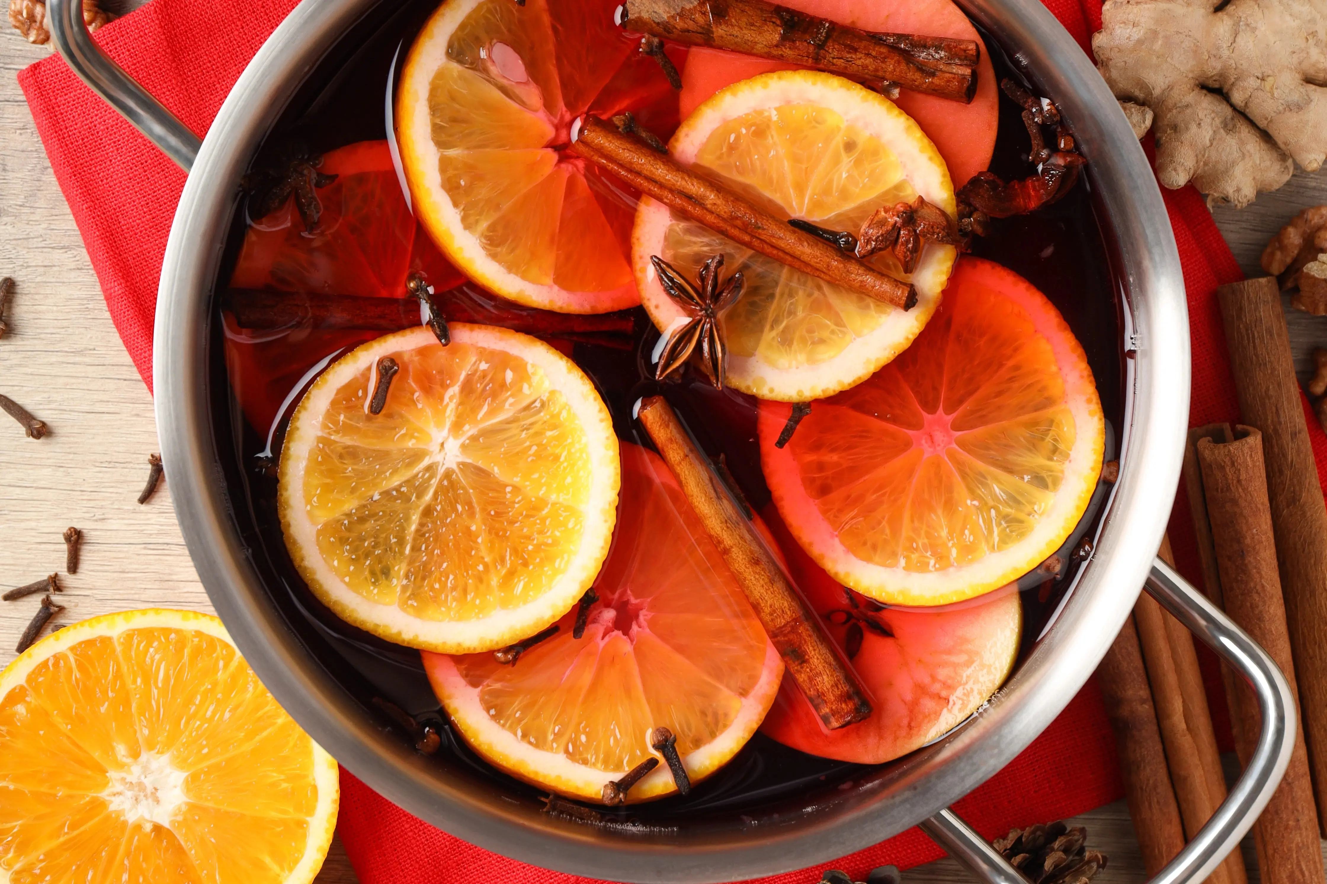 Cranberry & Orange Simmer Pot (Easy At-Home DIY)